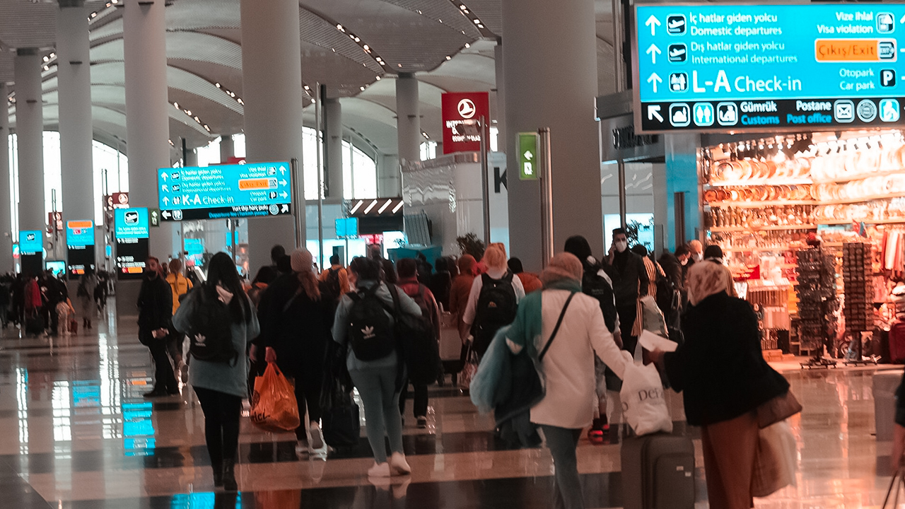 Fake passport business serving ISIS fighters booming in Turkey, reports ...