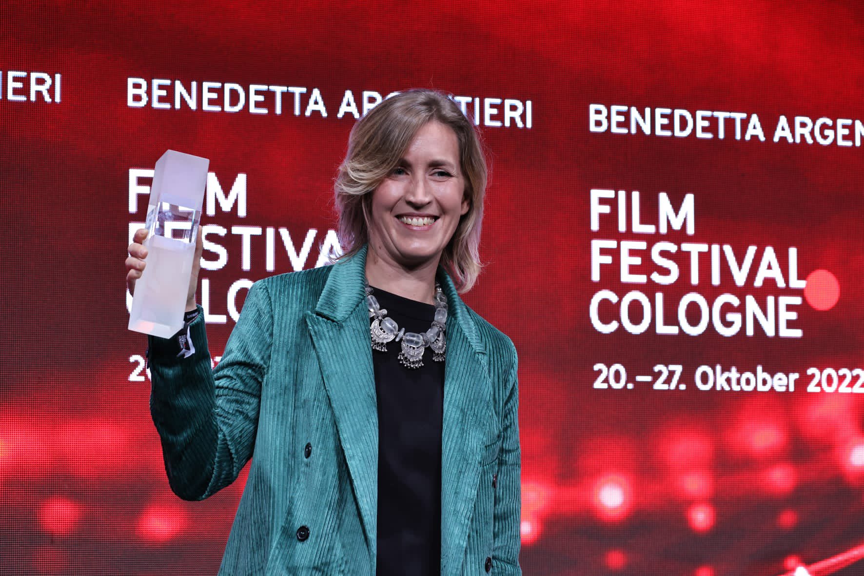 Documentary director Argentieri dedicates Phoenix award to people of ...