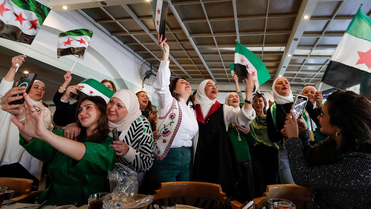 Syrians demonstrate to demand women’s inclusion in politics – Medya News